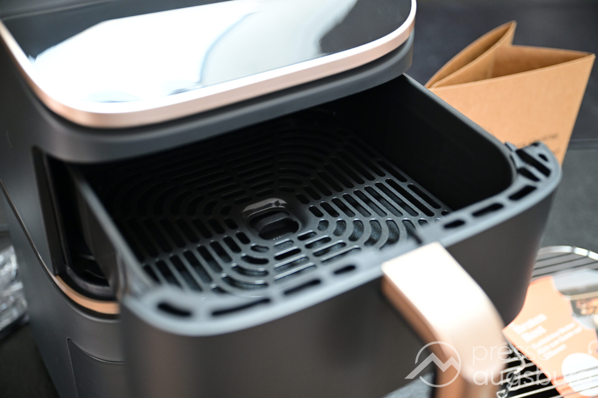 Brandneuer AirFryer: Die neue COSORI Turbo Tower Pro Smart ...